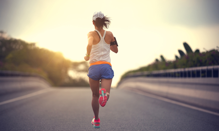 採血なしでヘモグロビン量を測定「astrim-fit」